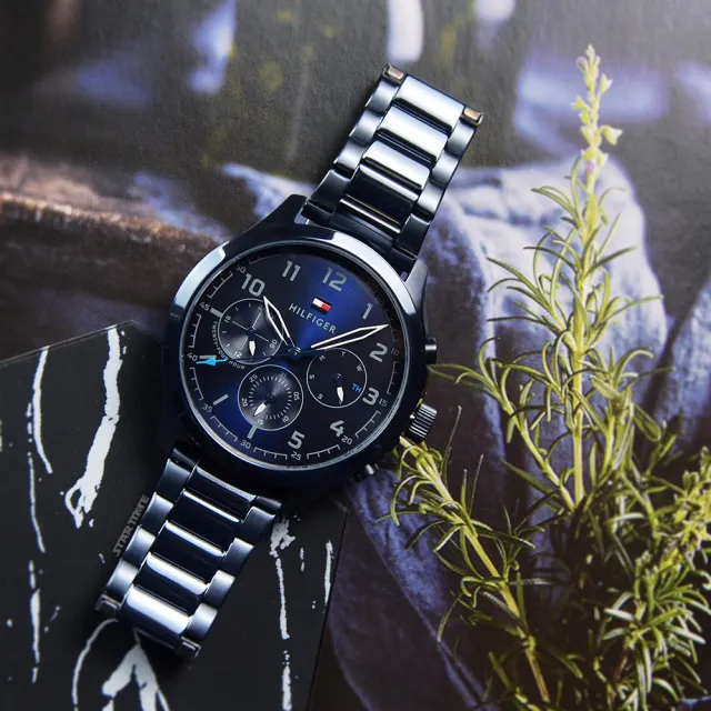 【Tommy Hilfiger】藍色系 三眼日期顯示腕錶 藍色不鏽鋼錶帶 45mm 男錶 手錶(1791853) - momo購物網 - 好評 ...