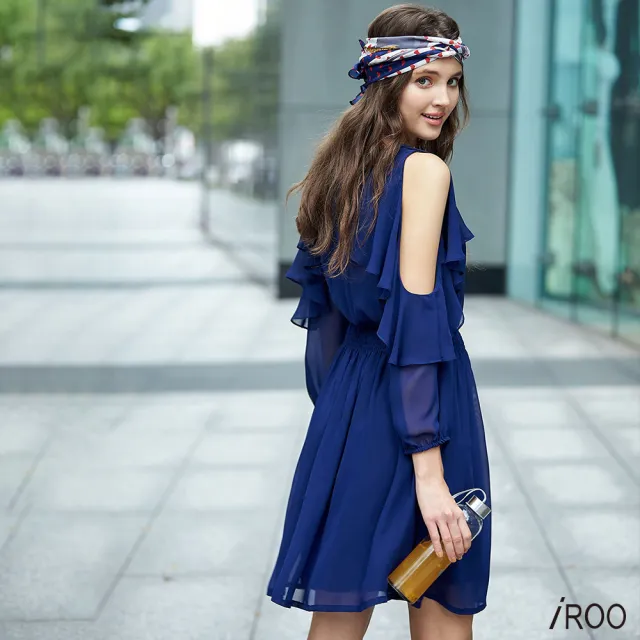 【iROO】氣質飄逸女人長袖挖肩洋裝 - momo購物網 - 好評推薦 -2025年3月